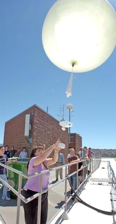 Embry-Riddle students learn benefits of weather balloons | Features ...