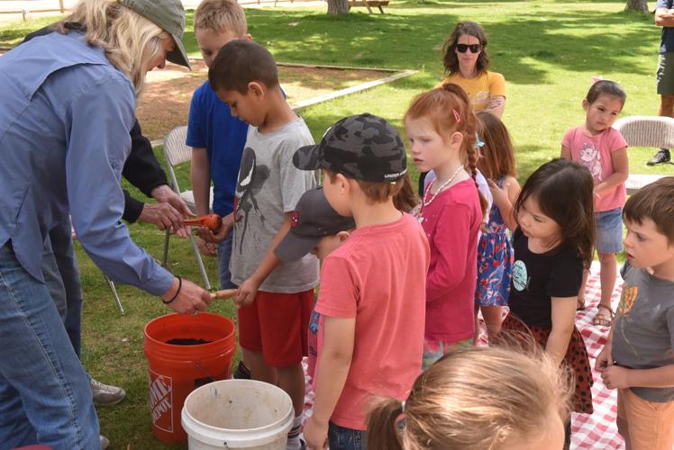 Highlands Center educates young minds at Chino Valley library | News ...