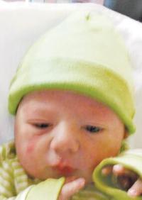 Birth: Mason Wayne Liu | Life | dcourier.com