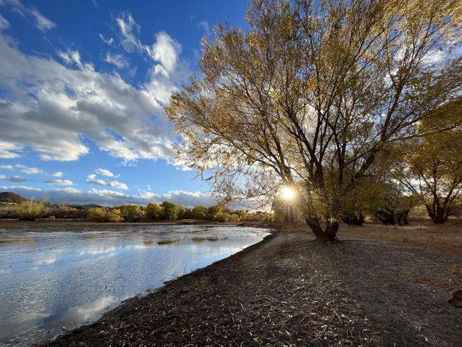 Up for a Thanksgiving hike? Opportunities for fall colors still remain ...