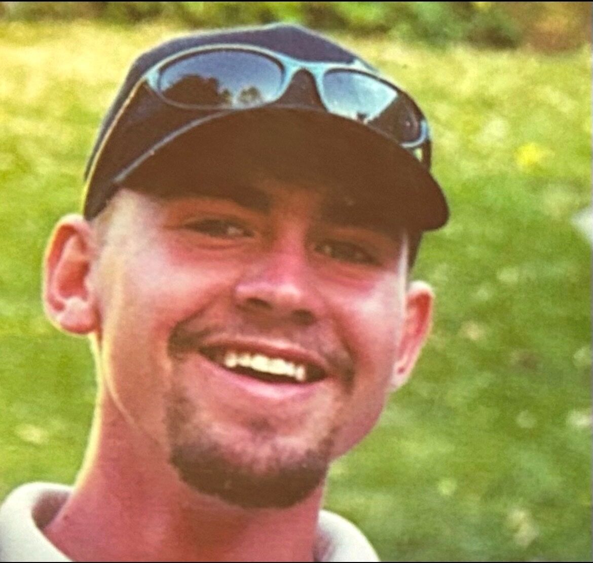 Obituary: Matthew Robert McIntosh | Obituaries | dcourier.com