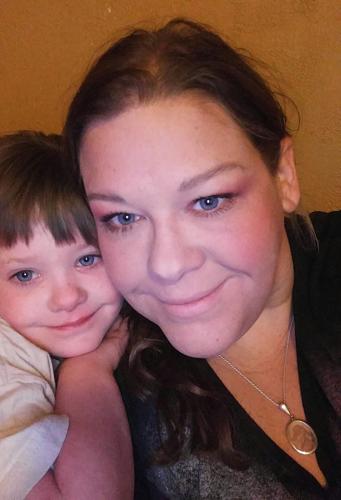 Winners announced for the 2018 Mother-Daughter Look-Alike Contest ...