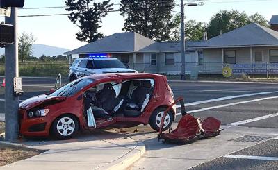 Two-vehicle injury collision shuts down Highway 89 in Chino Valley ...