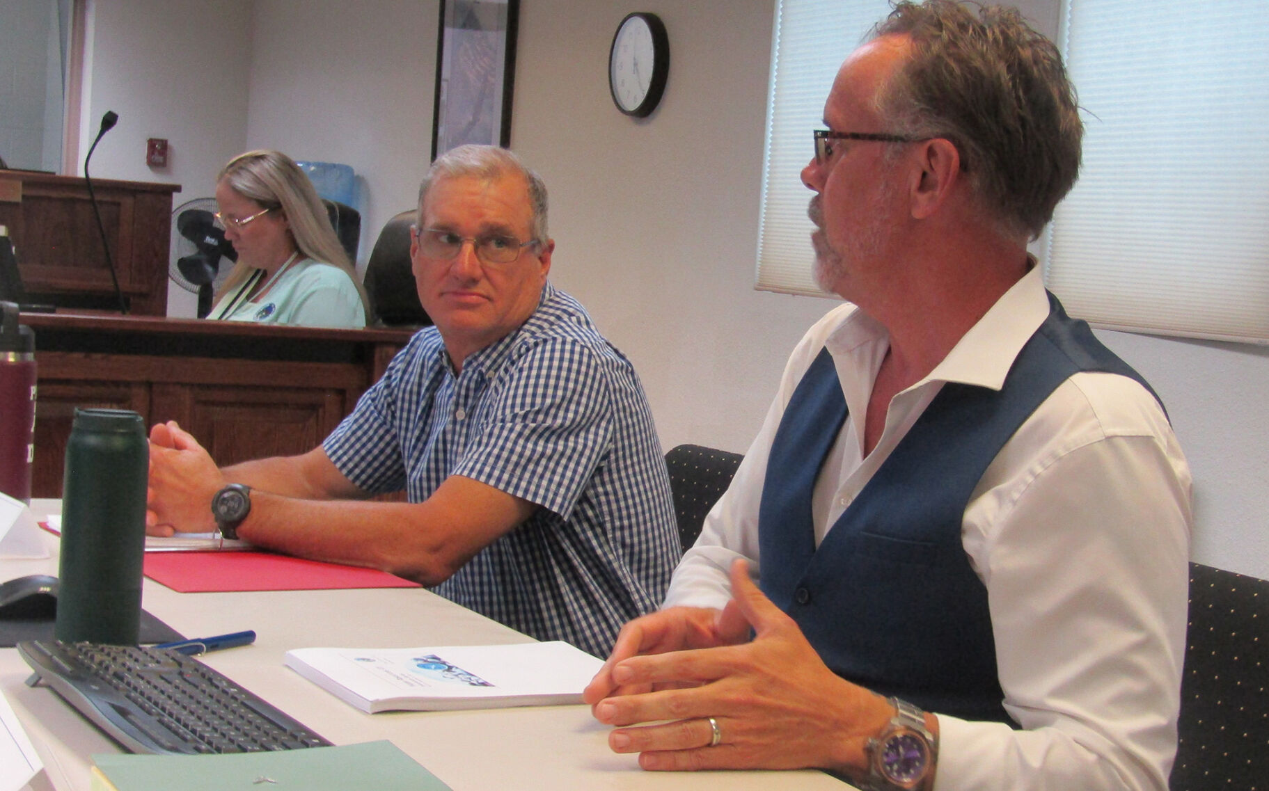 Water consultant urges conservation in Chino Valley amid declining well ...