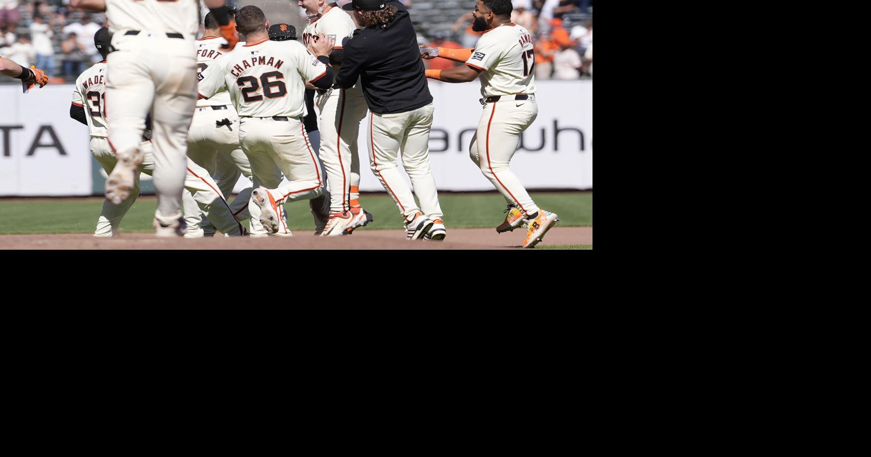 Snell pulled after 1 inning and Giants rally past Diamondbacks 3-2 ...