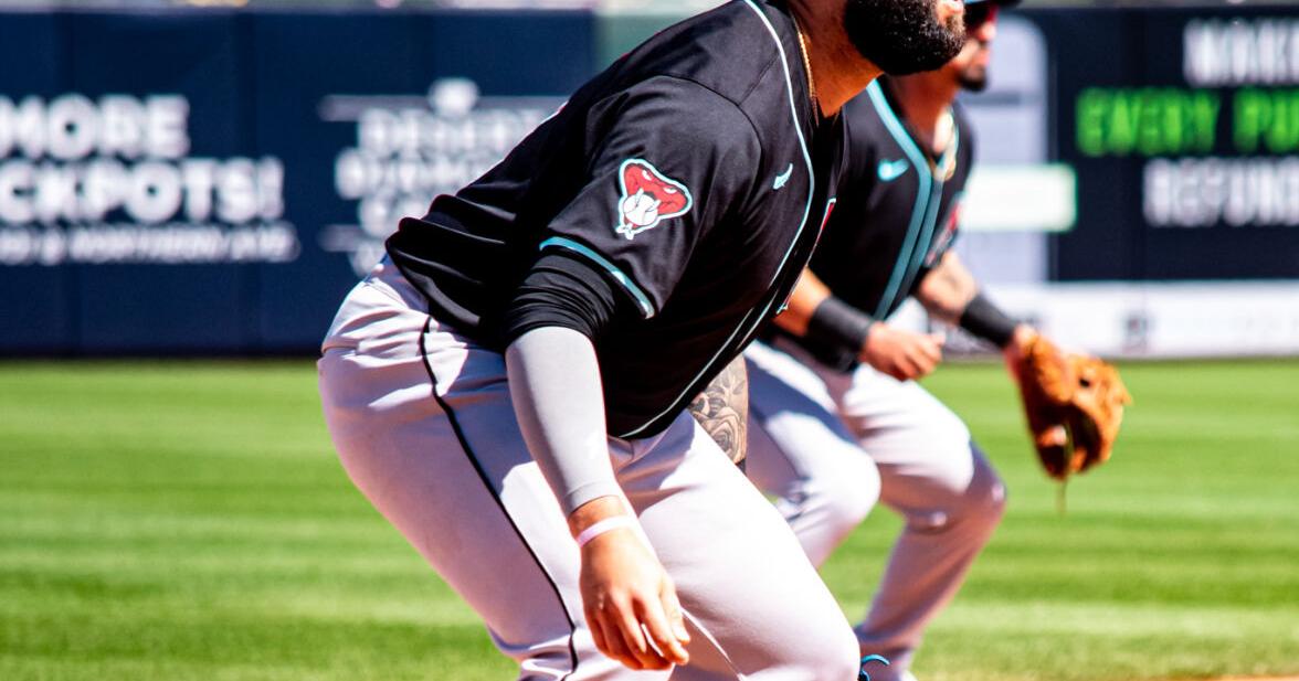 Marlins acquire infielder Emmanuel Rivera from Diamondbacks for cash ...