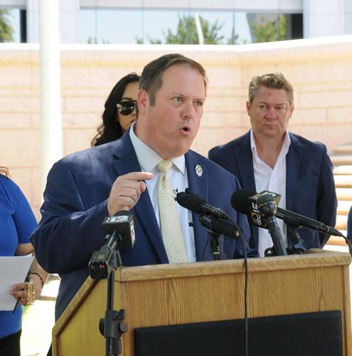 Foes make one last attempt to kill border security ballot initiative ...