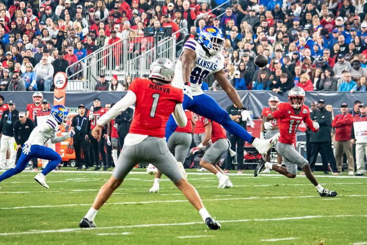 Guaranteed Rate Bowl: KU vs. UNLV | Photo Galleries | dcourier.com