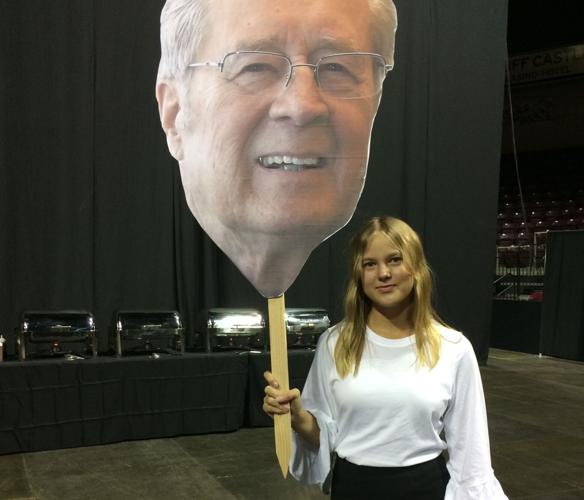 Retiring PV mayor feted in high style; Civic Center Circle to be ...