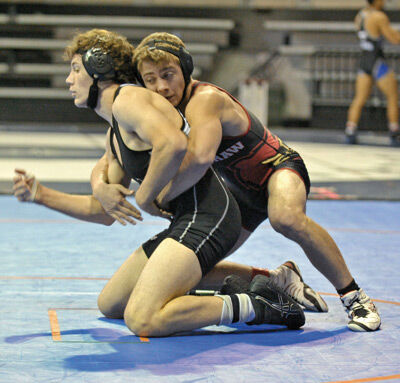 State Wrestling Day 2: Prescott's Talon Vaughan, Hernandez; Bradshaw's ...