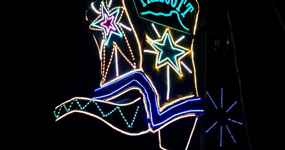 Picture This: Prescott welcomes 2024 with Boot Drop | News | dcourier.com