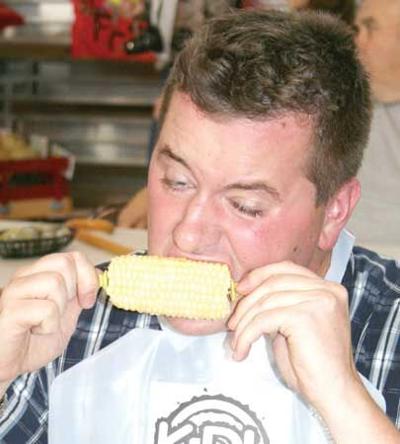 Charlie Arnold packs away 31 ears of corn | Chino Valley Review ...