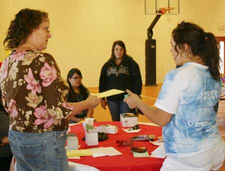 Photo Gallery: Primping for Prom | Photo Galleries | dcourier.com