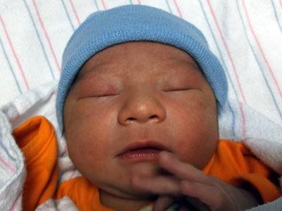 Birth: Damien Josiah Perez-Calderon | Life | dcourier.com