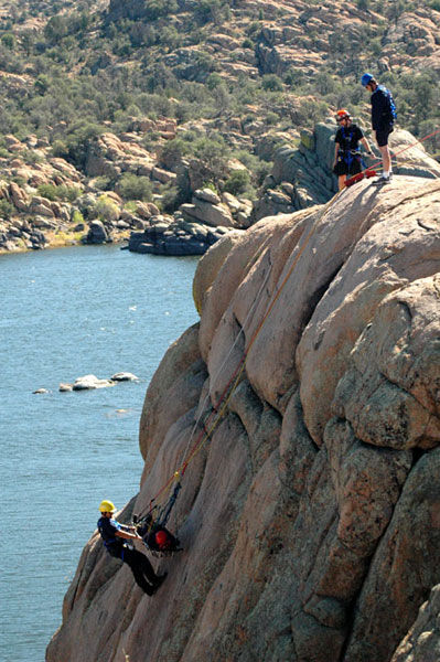 Firefighters learn latest in rope rescue techniques | News | dcourier.com