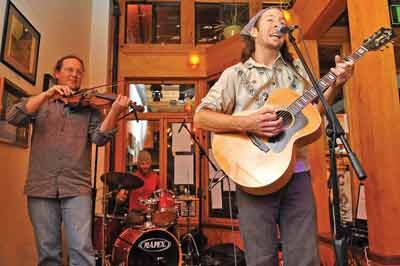 Plugged In ... Pat Beary and Twang Machine | Archives | dcourier.com