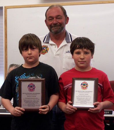 Department awards youngsters for actions that saved home from fire ...