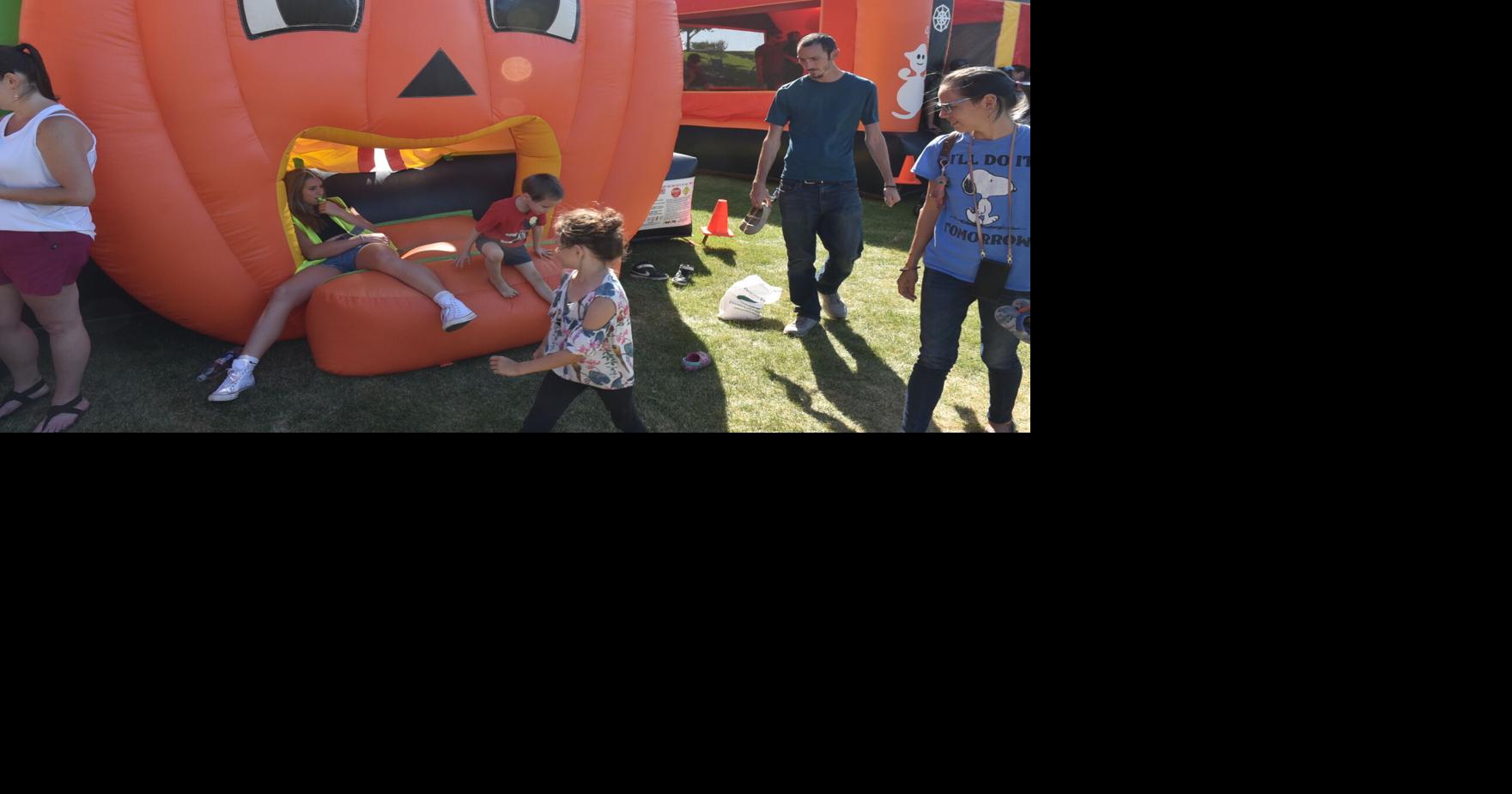 Harvest Festival judges first town pumpkin carving contest on Saturday ...