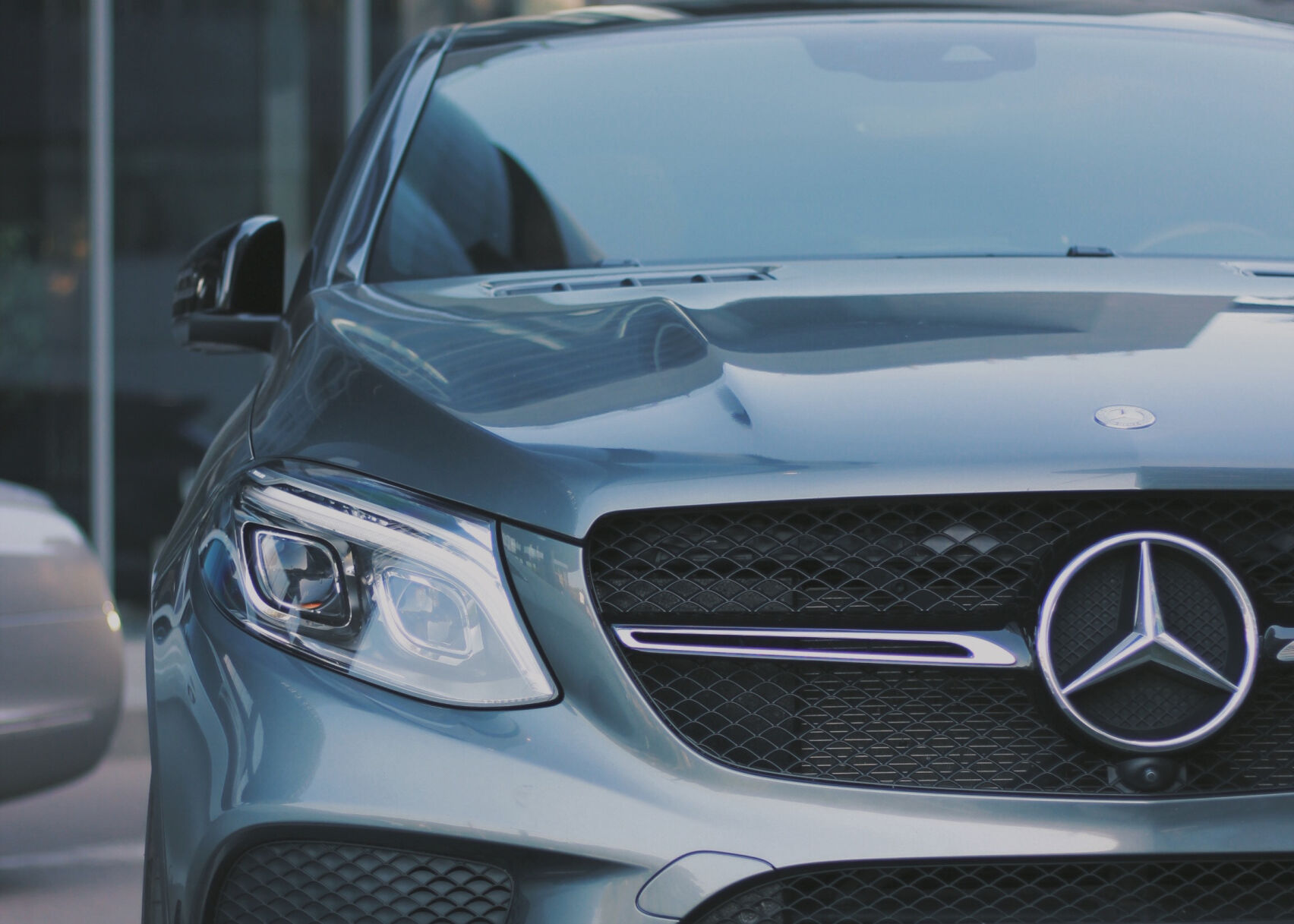 Attorney General charging Mercedes Benz with lying to Arizona consumers ...