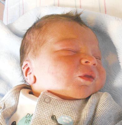 Birth: Gage Xander Riggs | Life | dcourier.com