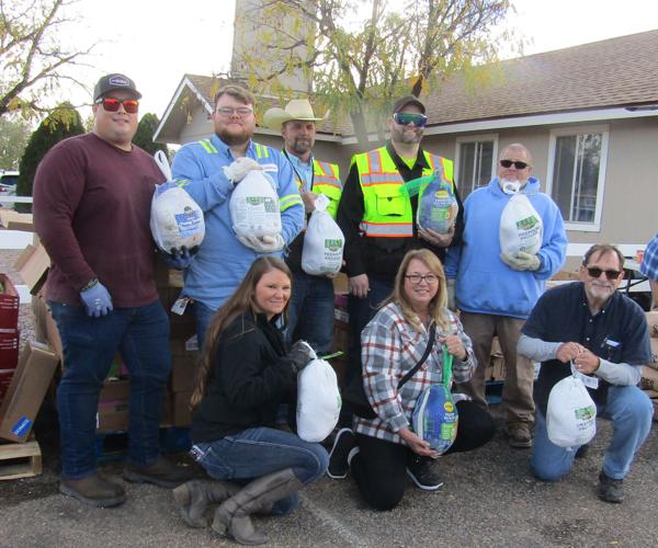Rising need leads to larger Thanksgiving giveaway at Paulden Christian ...