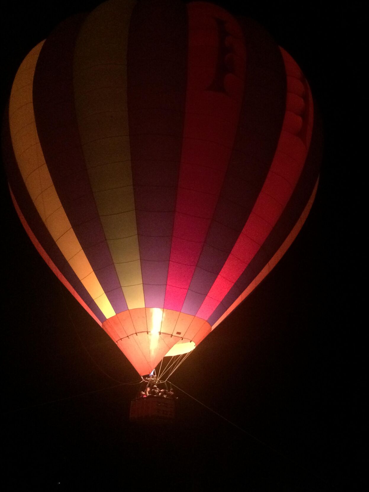 Photo: Mile High Balloon Festival lights up the night | News | dcourier.com