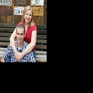 Reynolds, Riggs to marry in December | Life | dcourier.com