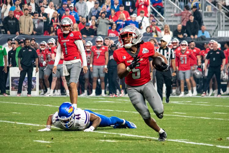 Guaranteed Rate Bowl: KU vs. UNLV | Photo Galleries | dcourier.com