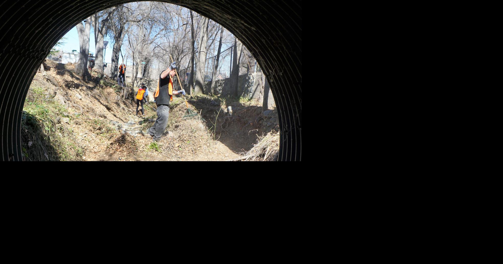 Community Restitution workers help clear weeds, trash and graffiti from ...