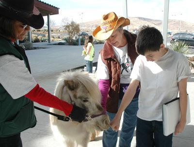 A 'mini' good time at Prescott Valley Library | Features | dcourier.com