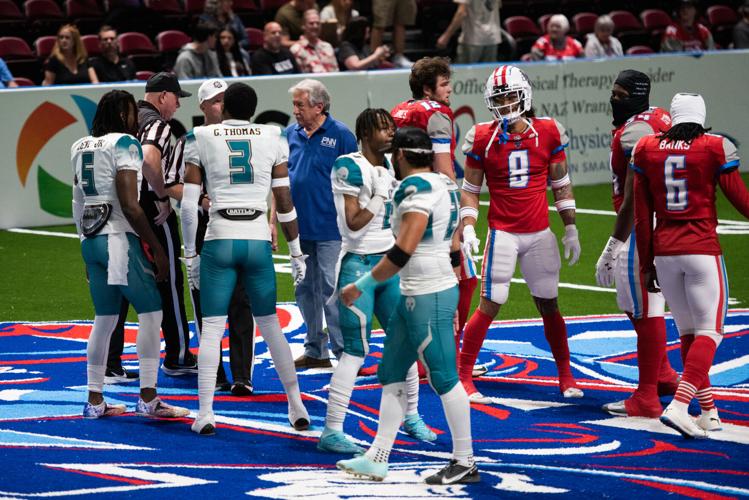 NAZ Wranglers vs. Duke City Gladiators | Photo Galleries | dcourier.com