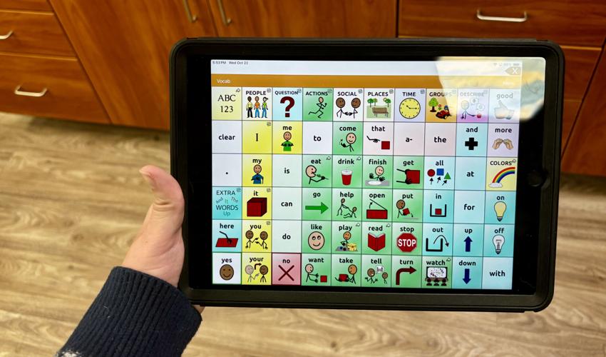 Prescott Public Library offers AAC iPads to community | News | dcourier.com