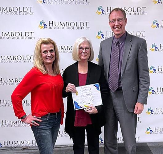 HUSD Governing Board recognizes 3 February VIPS from Glassford Hill ... HUSD Governing Board recognizes 3 February VIPS from Glassford Hill ...