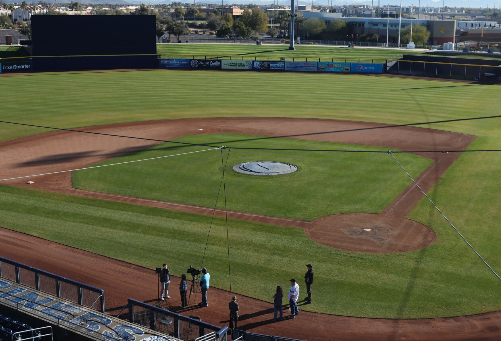Baseball’s back! Cactus League expects full crowds, significant ...
