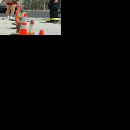 Cardio fitness a must for firefighter hopefuls | Features | dcourier.com
