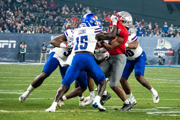 Guaranteed Rate Bowl: KU vs. UNLV | Photo Galleries | dcourier.com