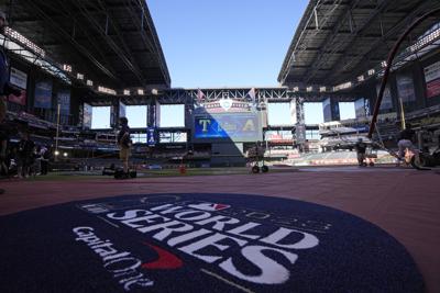 Chase Field roof open for World Series Game 3 between Diamondbacks and ...