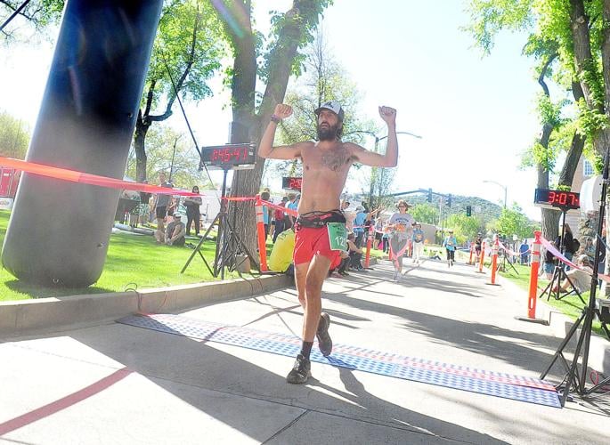 Prescott’s Michael Versteeg wins Whiskey Row Marathon for 2nd time in 5 ...
