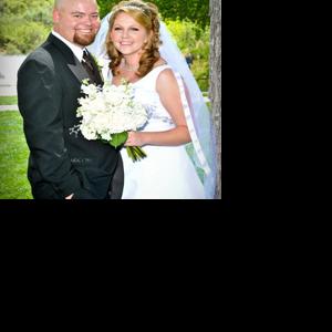 Wedding: Barret and Adrianne Walters | Features | dcourier.com