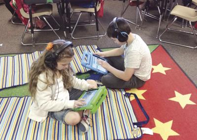 Students win when donors assist Del Rio School | Features | dcourier.com