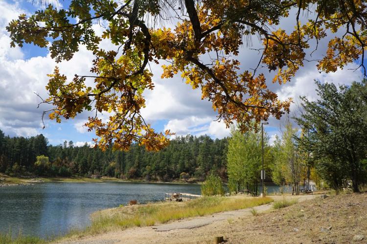 Prescott Area Waterfront Fall Foliage | Photo Galleries | dcourier.com