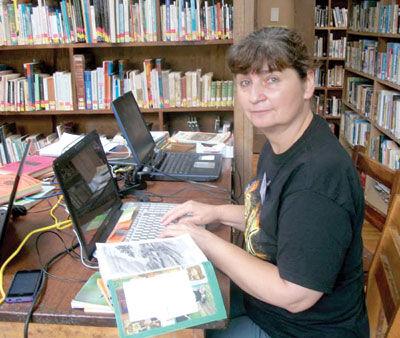 Librarian uses vacation to set up Costa Rican library | Features ...