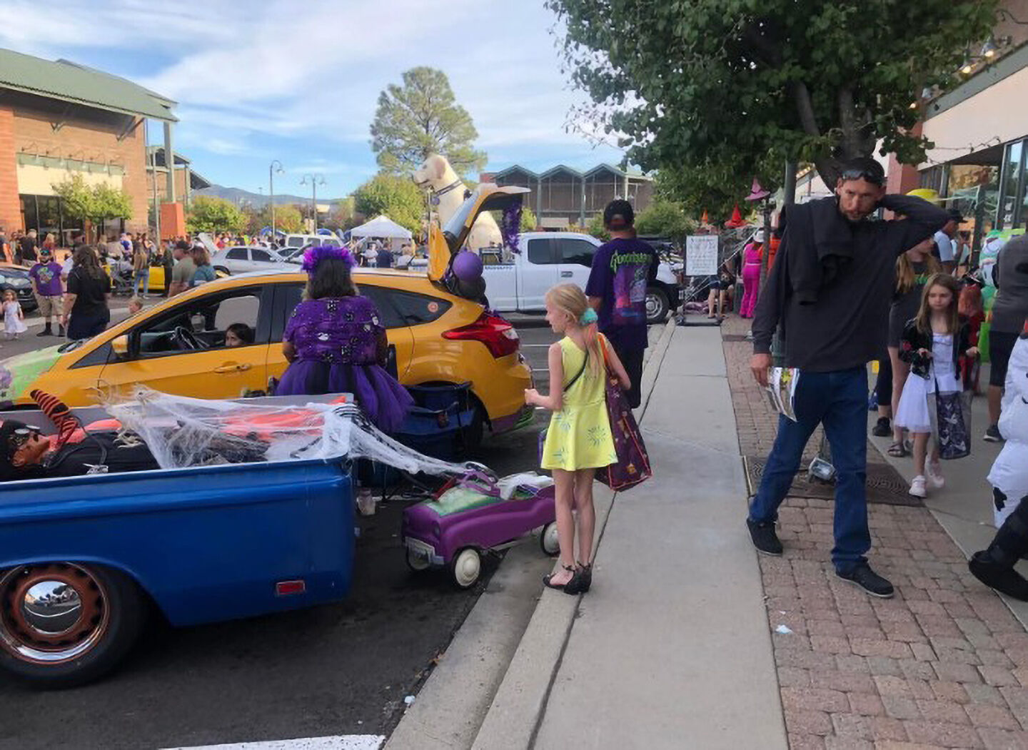 Pine Ridge Marketplace Presents annual Trick-or-Treat event in Prescott ...
