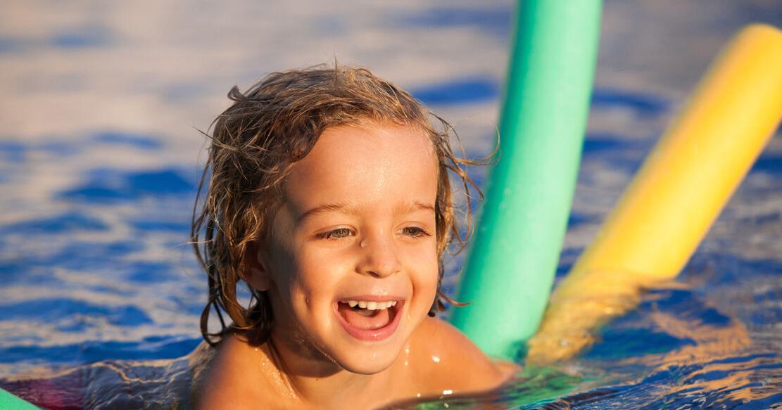 Arizona fire department warns of snakes hiding in pool noodles | Odd ...