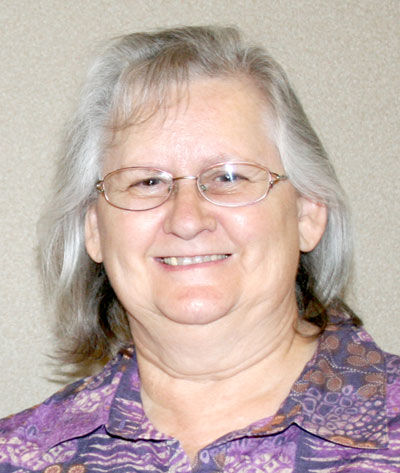 'Lunch lady superhero' earns district VIP award | Life | dcourier.com