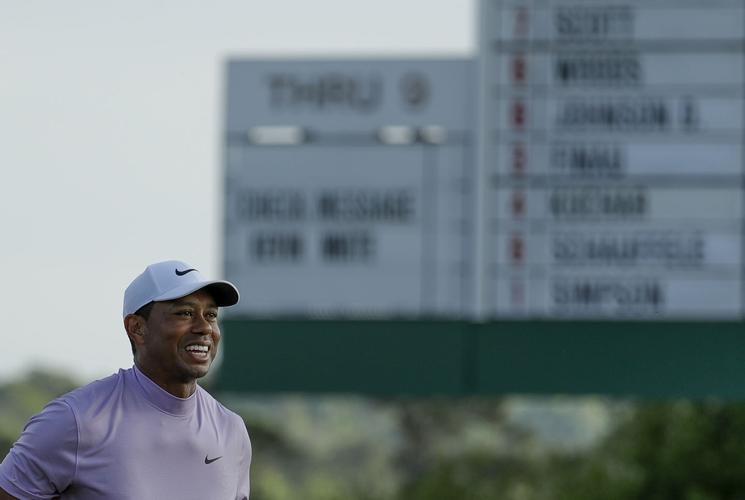 Molinari rock-solid at top of Masters leaderboard | Sports | dcourier.com