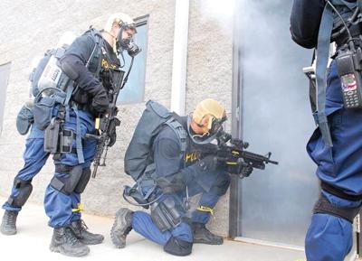 Phoenix personnel practice rural emergency aid here | News | dcourier.com