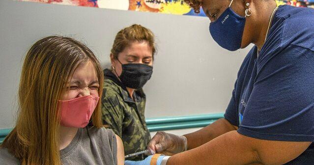 (PHOTOS) Teens get COVID-19 vaccines at DeKalb Pediatric Center ...