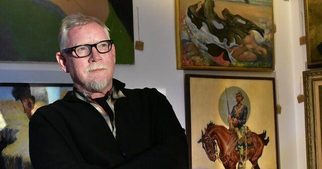 New Decatur art gallery ‘Monkey Arm’ displays vintage artworks, acts as ...