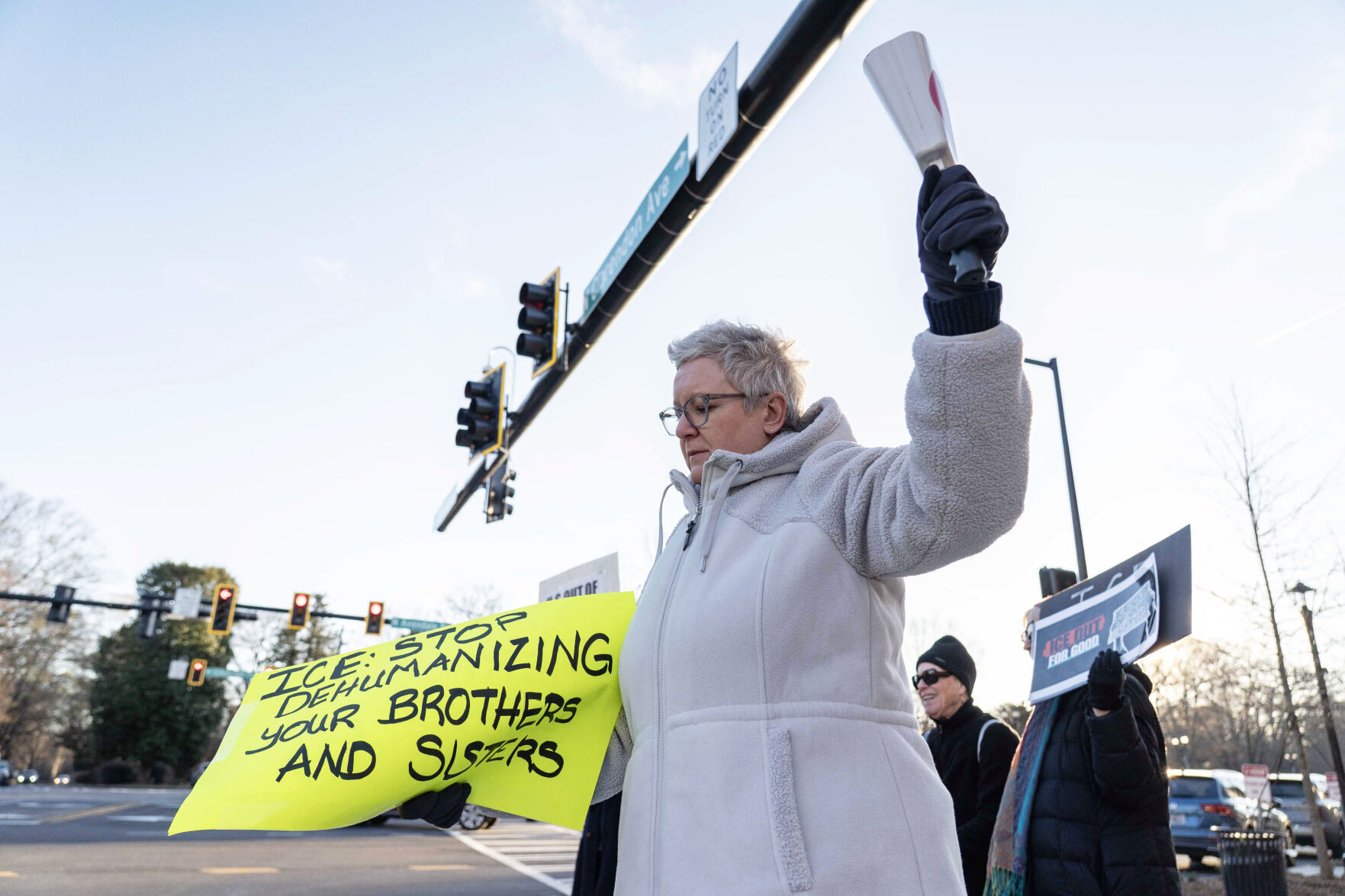 Two ‘Free America’ protests held in Avondale Estates | Avondale Estates ...